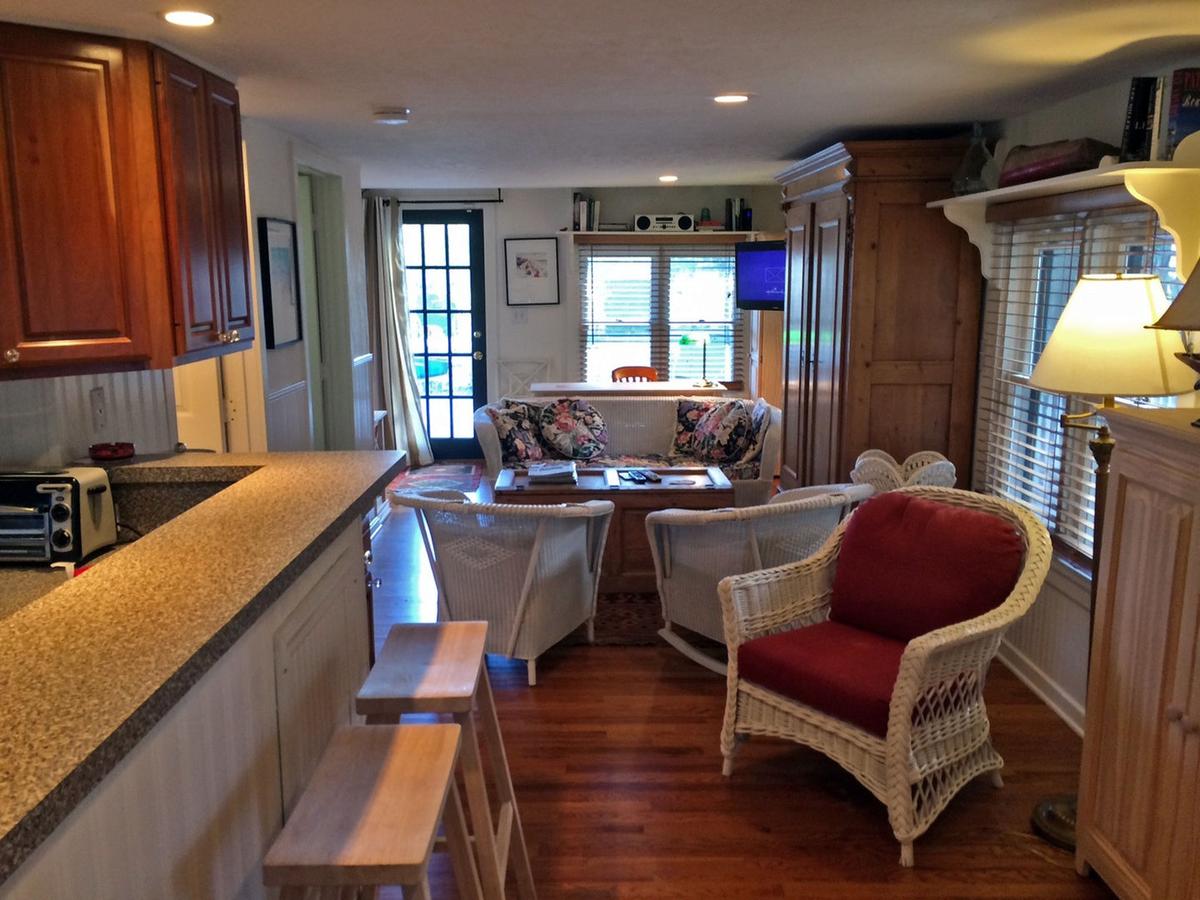 The Cracker Shack Pet Policy