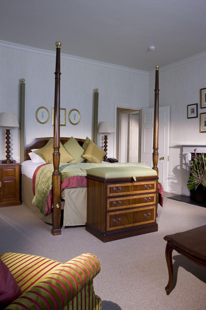 Audleys Wood Hotel Pet Policy audleys-wood-hotel-pet-policy