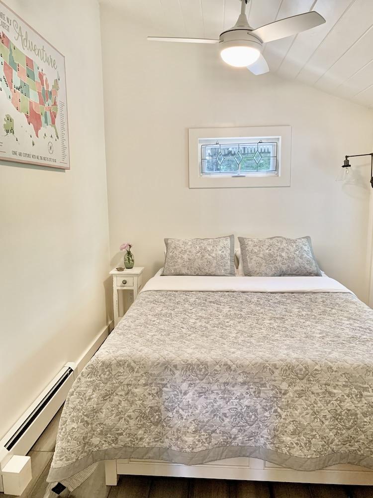 Kick Back & Relax Steps from Deep Run Beach Pet Policy