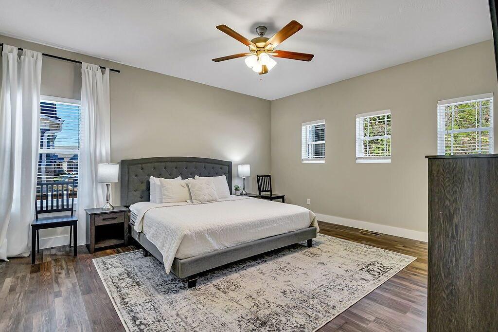 Flip Flop'in Lodge with Private Pool Pet Policy