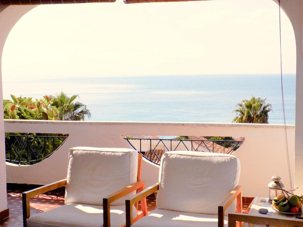 Med'1 Apartment in Villa with Splendid Sea View Pet Policy