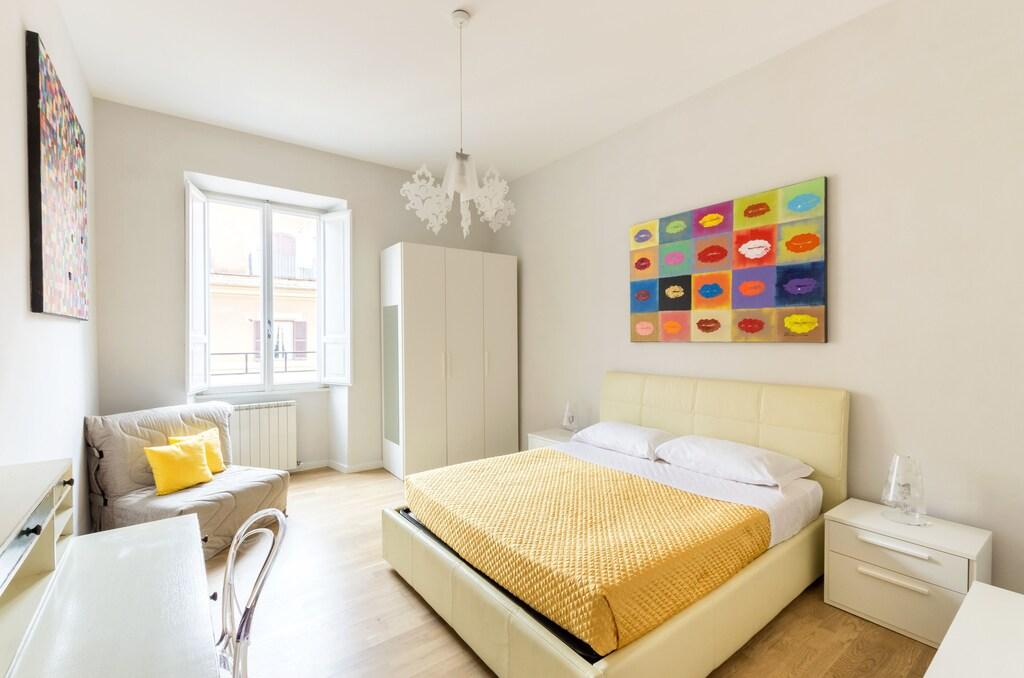 Cozy & Bright 3BR Rome Apartment Facing Museums Pet Policy