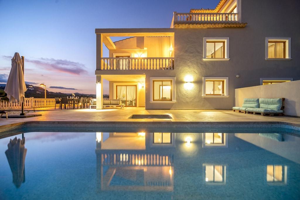 Grandiosa Villa for 14 in Calpe with Private Pool Pet Policy