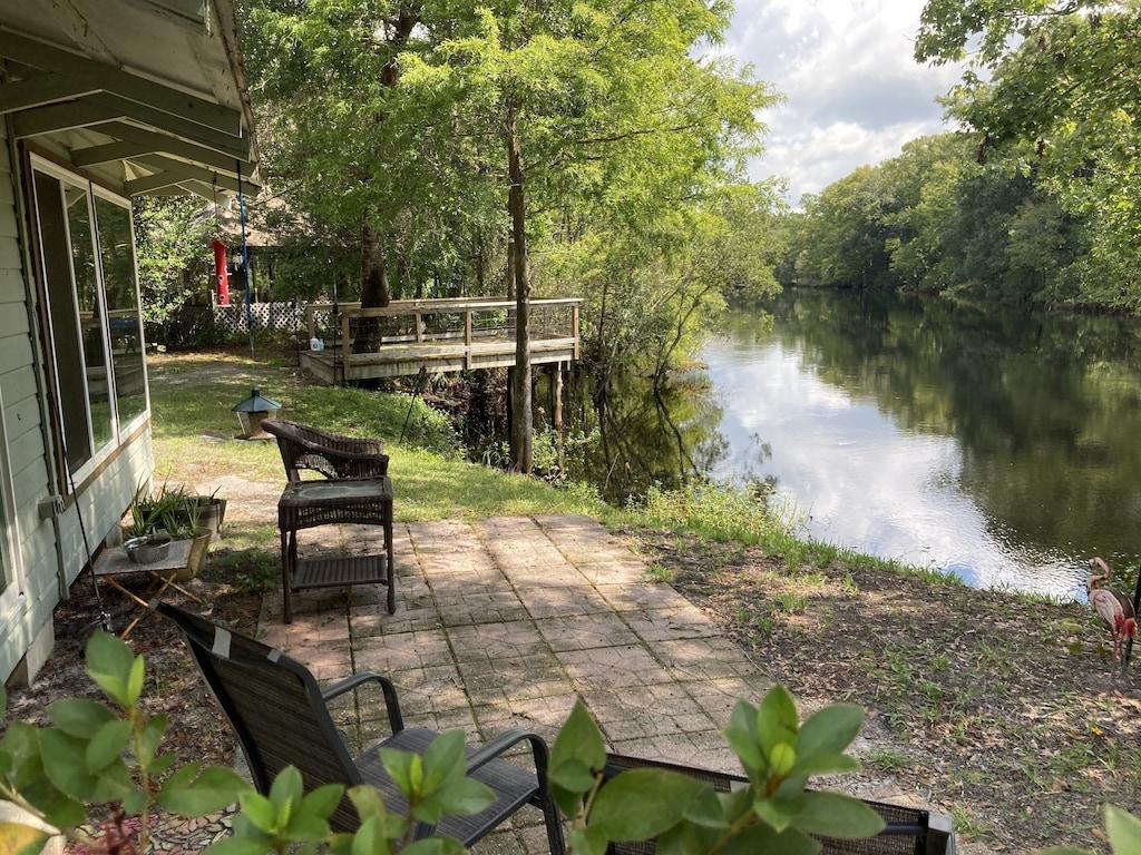 Riverbend Fish Camp Pet Policy