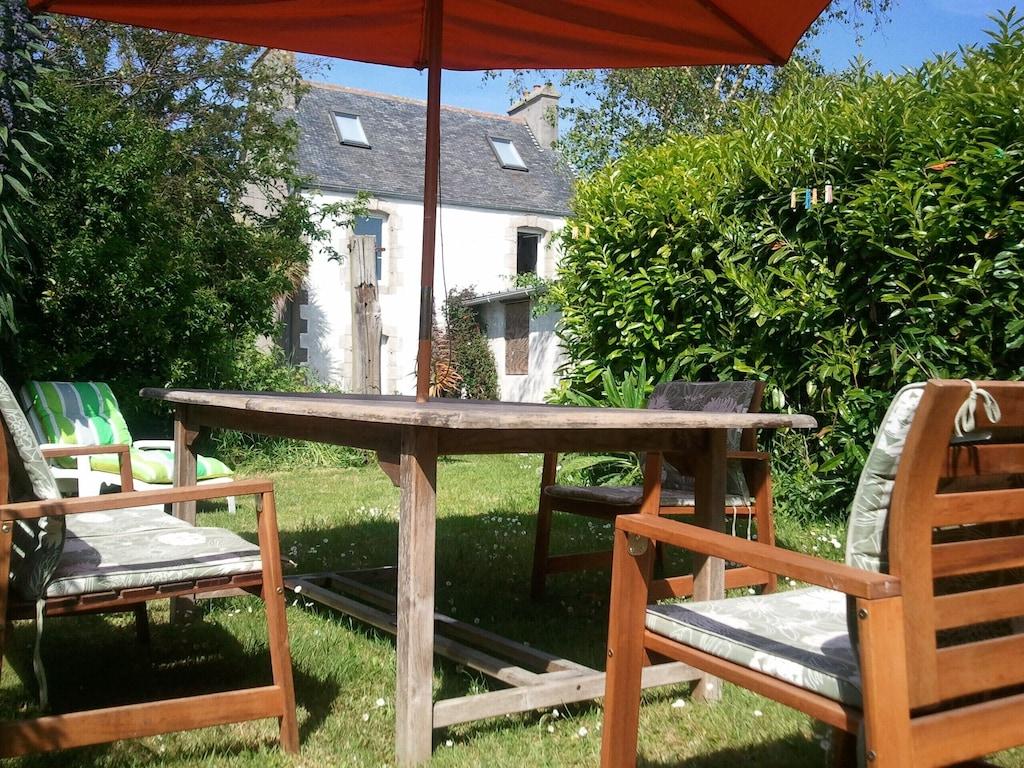 House in Quiet Setting Near Beautiful Beaches Pet Policy