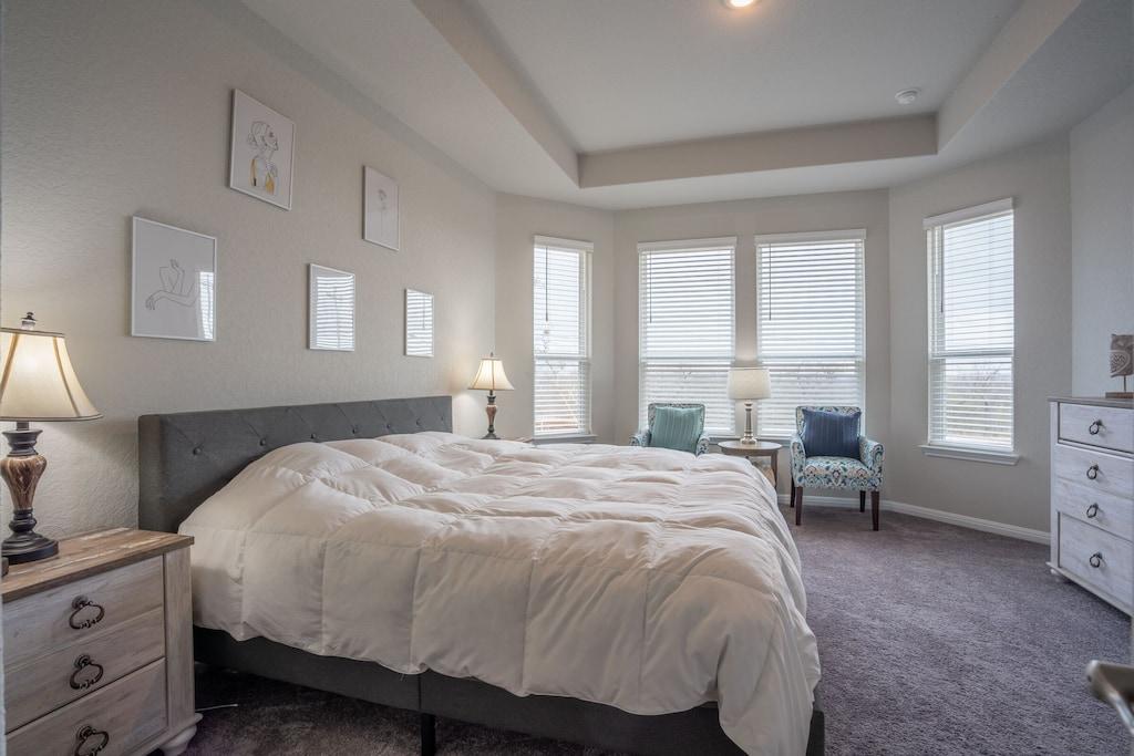 Brand New House Very Close to Randolph Afb Pet Policy