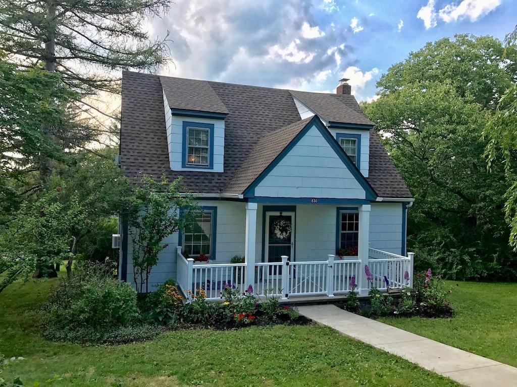 Chestnut Cottage Pet Policy