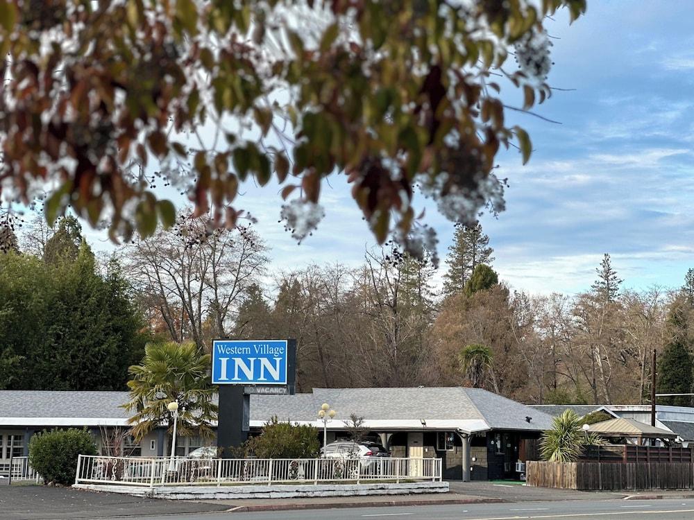 Western Village Inn Pet Policy