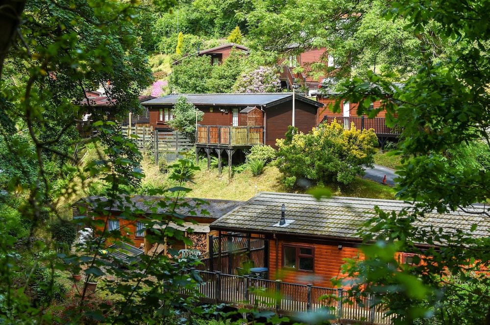 Valley Vista in Sunny Lyn Holiday Park Pet Policy