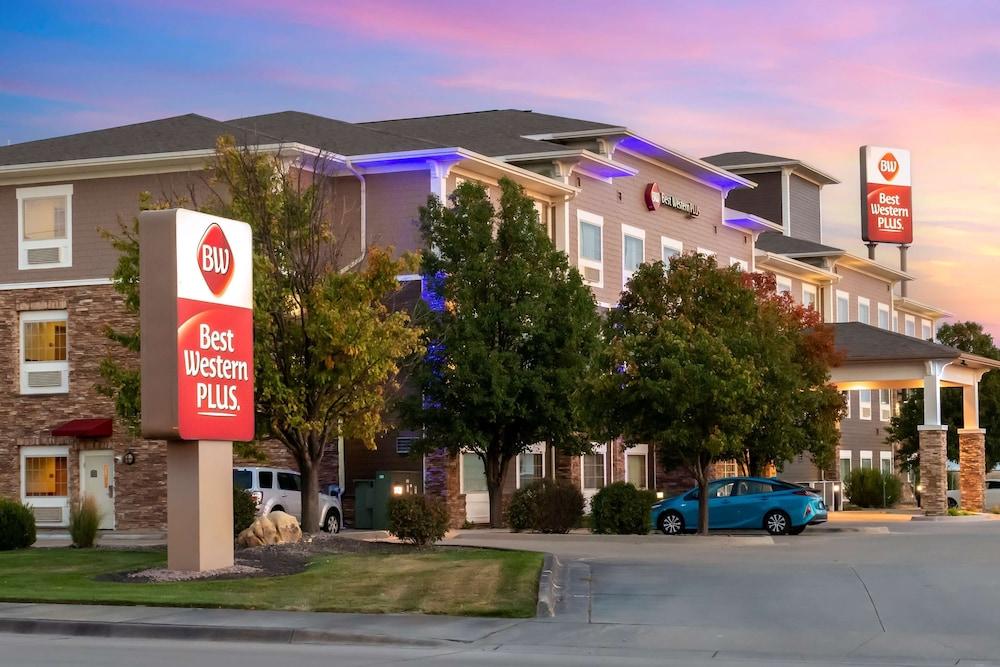 Best Western Plus Butterfield Inn Pet Policy