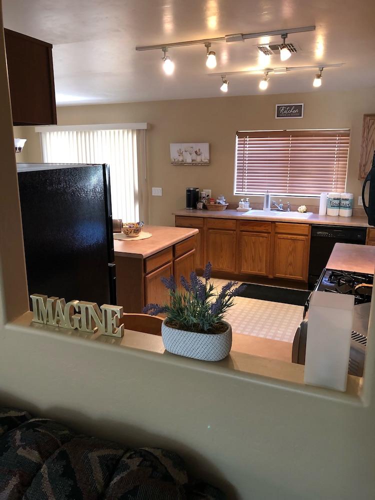 Home with Beautiful Sunsets & Stunning Views Pet Policy