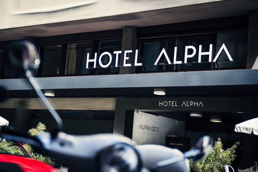 Hotel Alpha Pet Policy