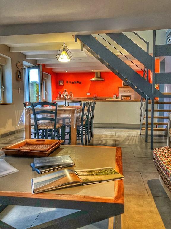 Beaulieu House Near the Sea with Garden Pet Policy