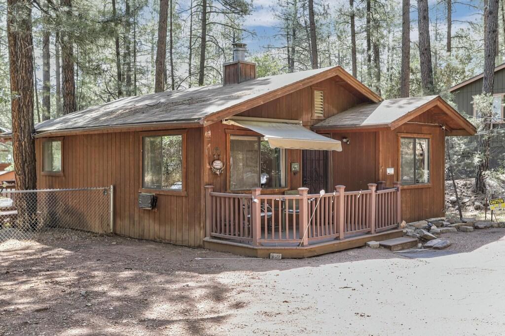 Bloody Basin Pine Pet Policy