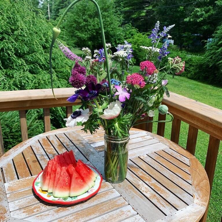 Happy Place Pet Policy