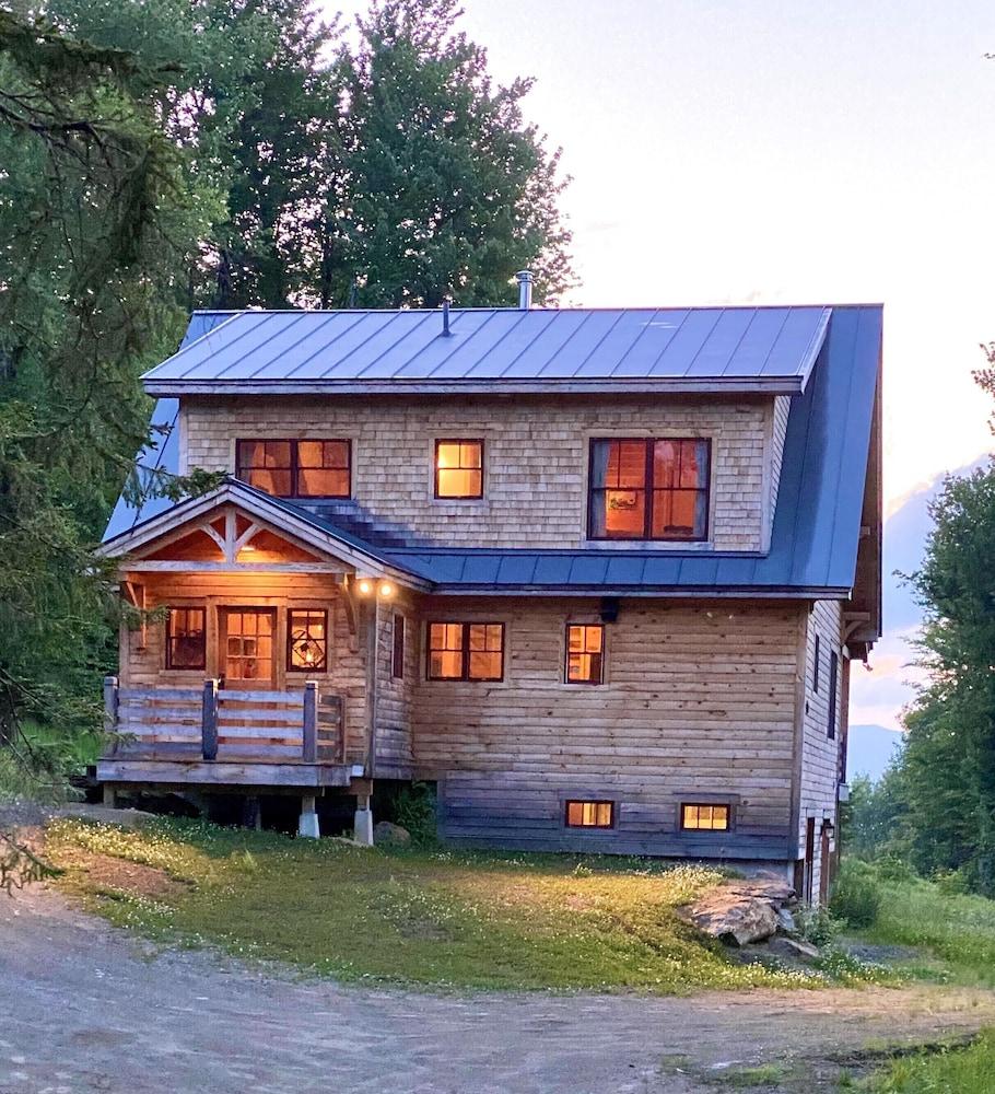 New Mount Snow Post & Beam House Pet Policy