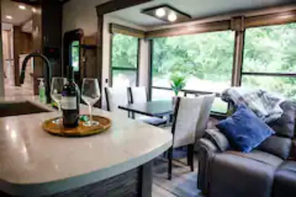 Relaxation Villa at Rock Spring Resort Pet Policy