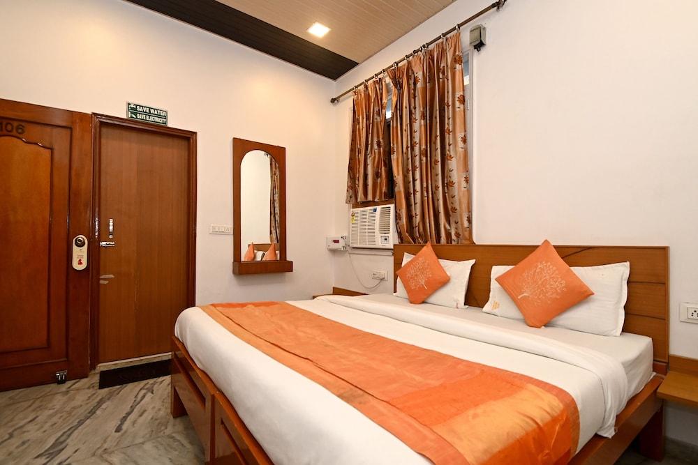 Hotel Paradise Continental Pet Policy