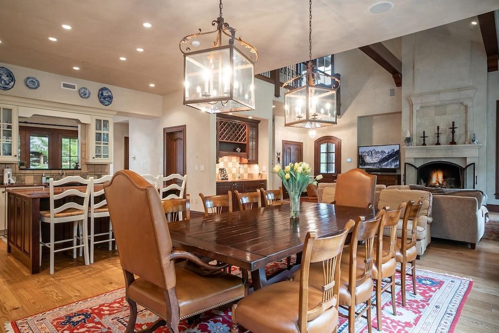 4BR Village Walk Home Pet Policy