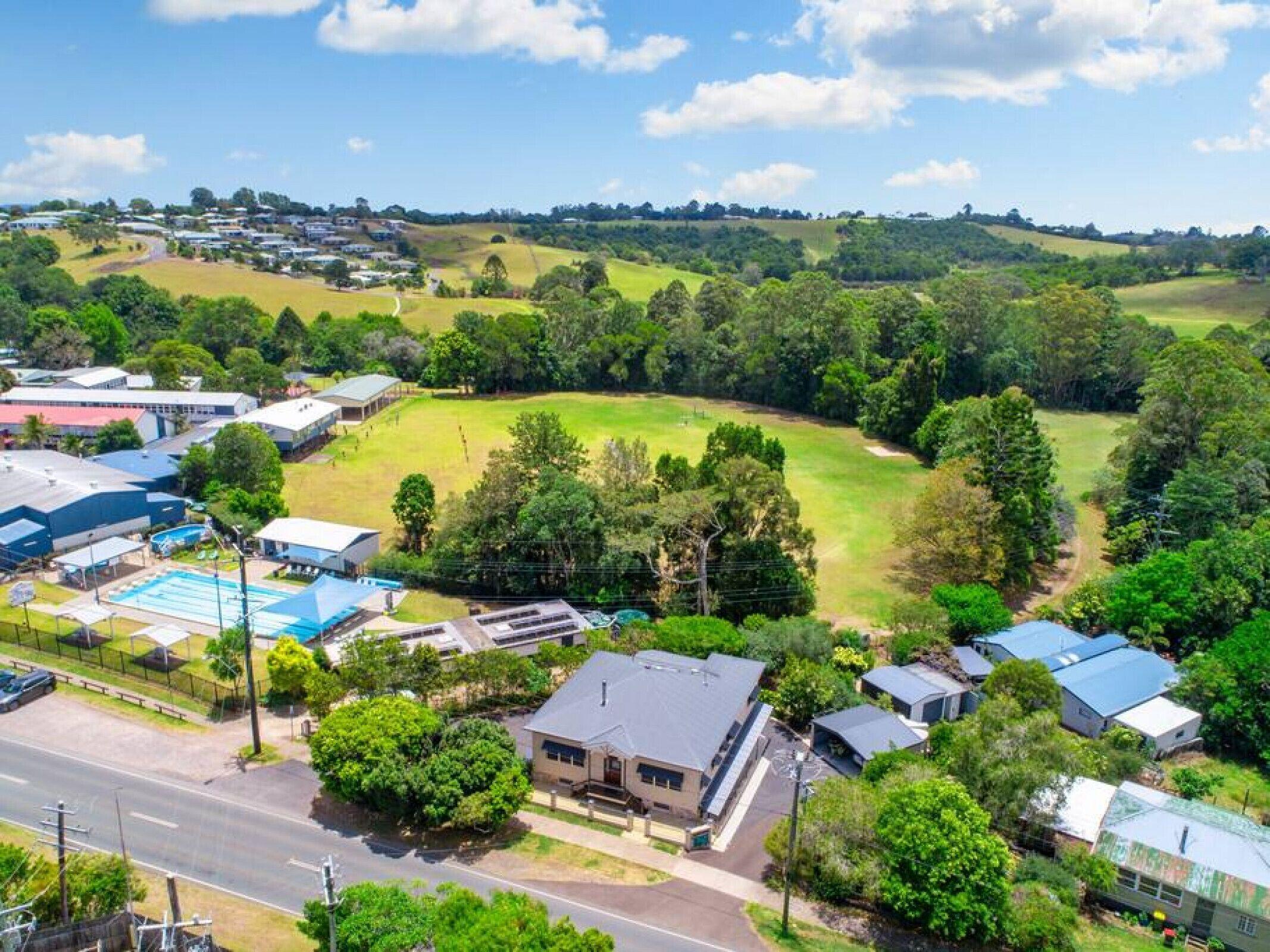 Top Rated Maleny - the Tallowood at the Guesthouse Pet Policy