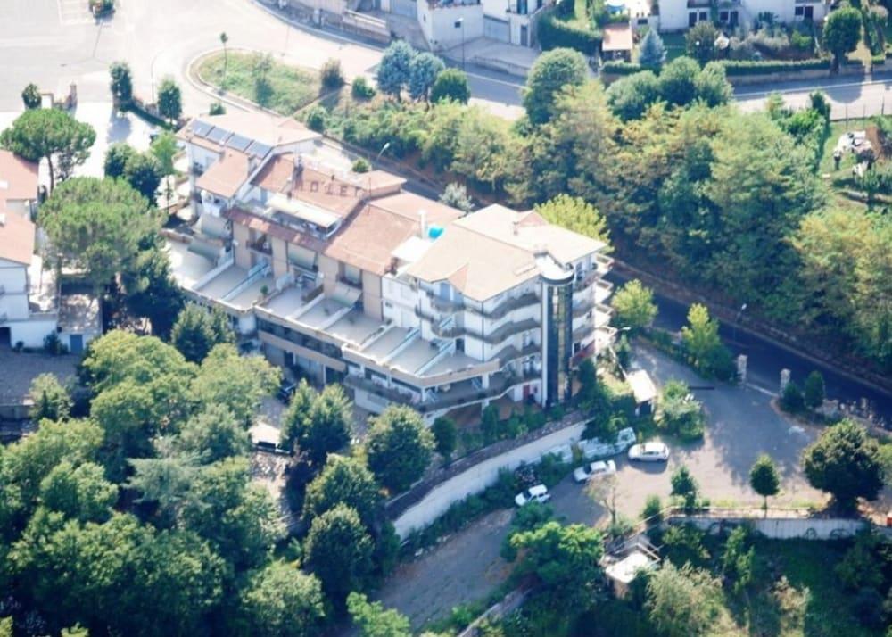 Hotel Cremona Pet Policy