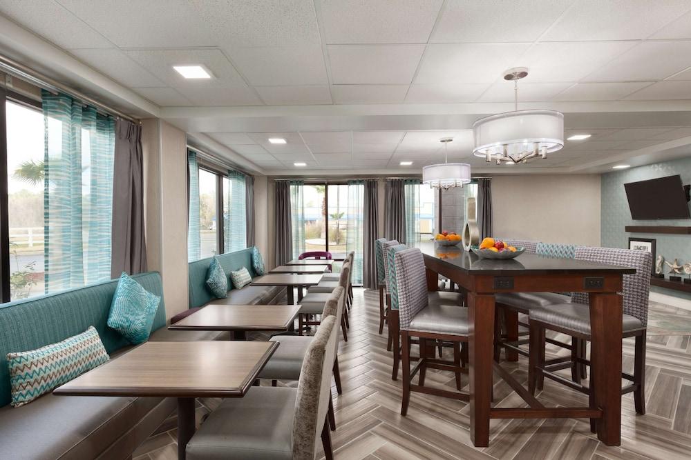 Hampton Inn Waycross Pet Policy