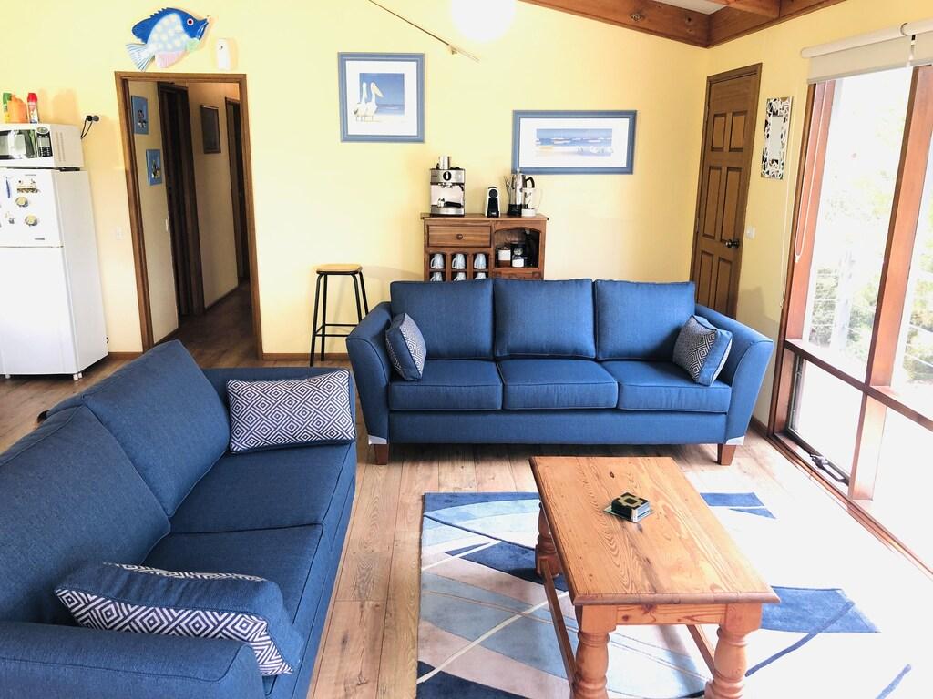 Kick Back & Relax Pet Policy