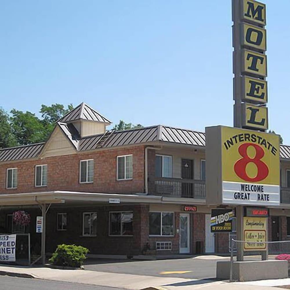 Interstate 8 Motel Pet Policy