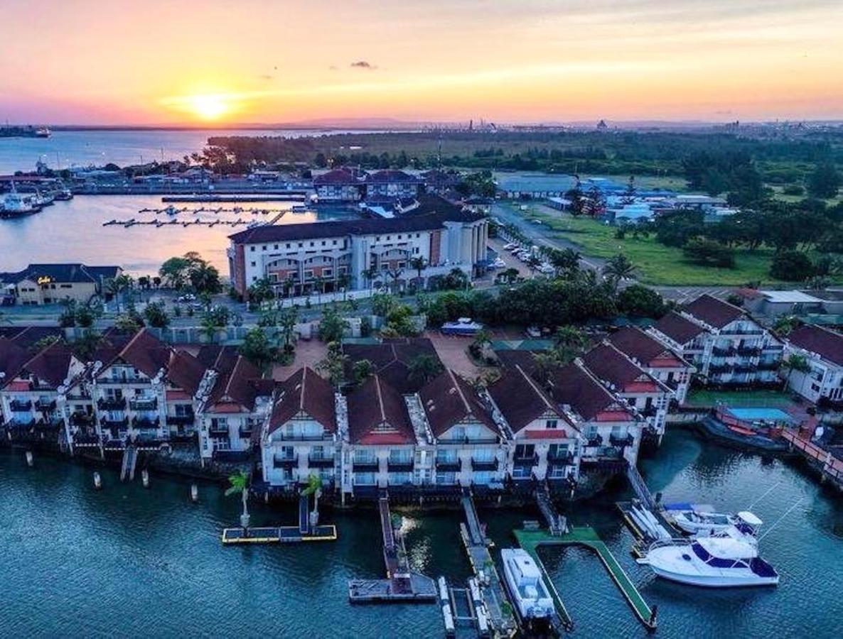 Mzingazi Accommodation on the Bay Waterfront Villa's Pet Policy