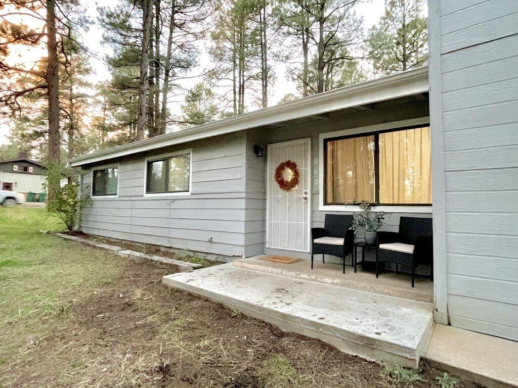 Slade Gray Pet Policy