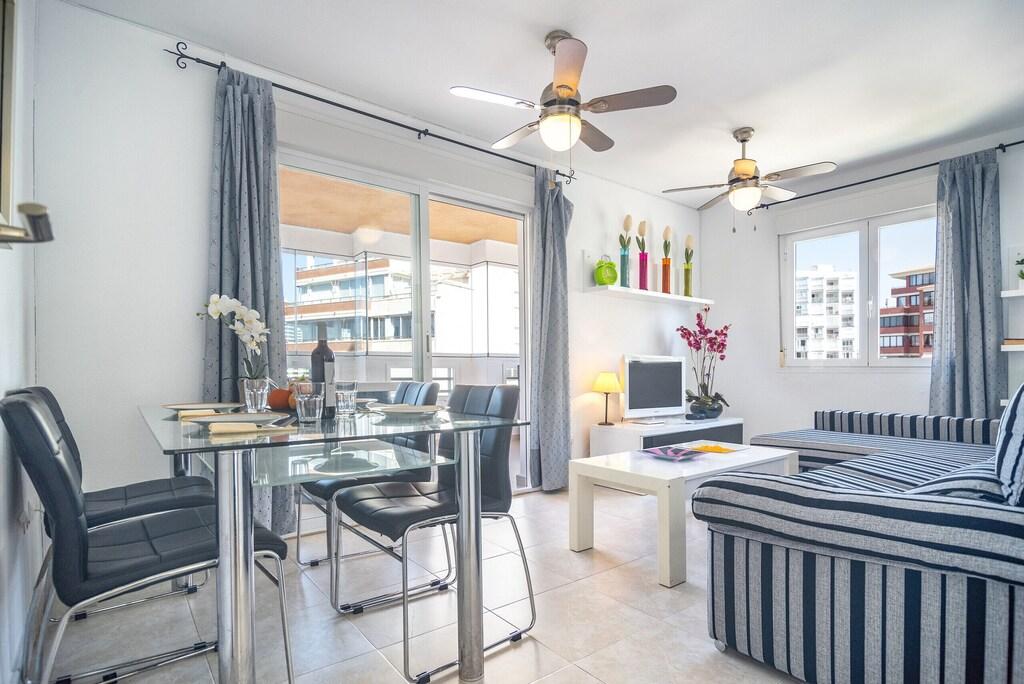 Tim Apartment in Calpe for 4 with Pool Pet Policy