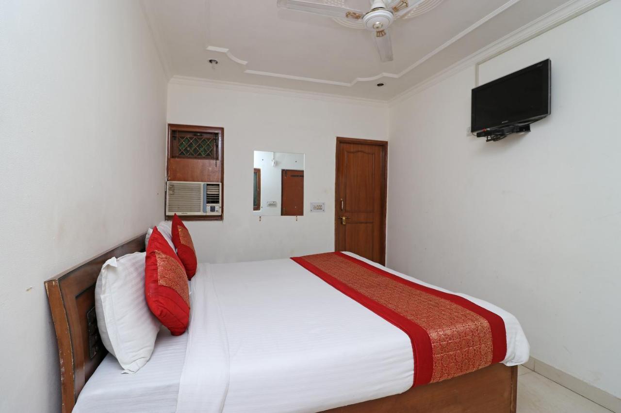 OYO Flagship Hotel S Suites Pet Policy