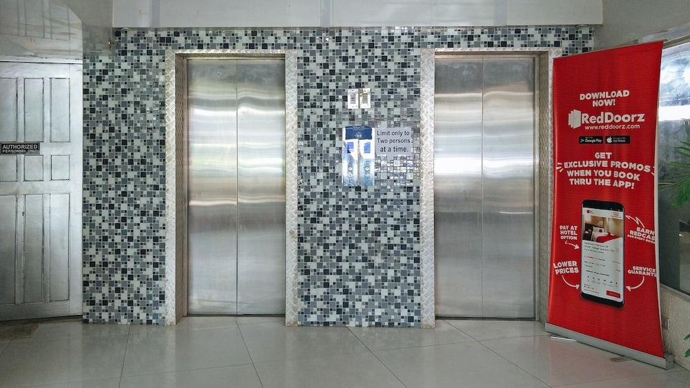 RedDoorz Plus Near UV Mandaue Cebu Pet Policy