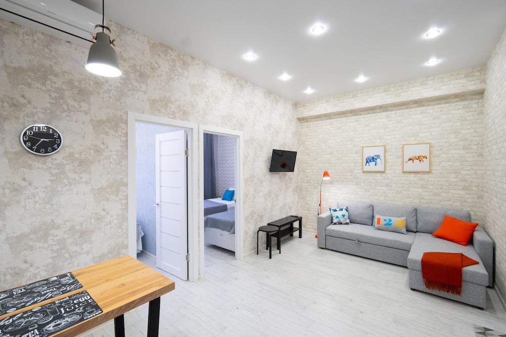 More Apartments Na Turchinskogo 19A - 2 Pet Policy