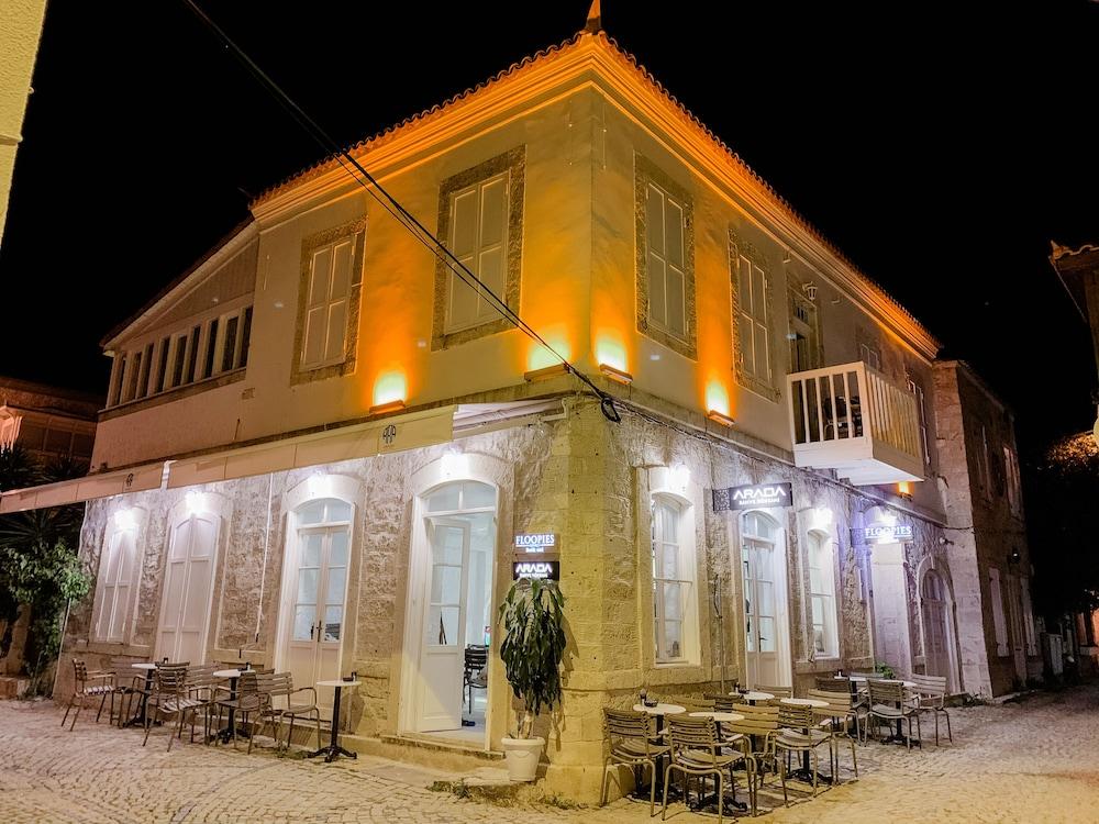 Floopies Butik Otel Pet Policy