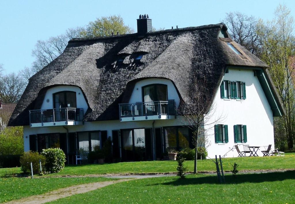 Apartment in a Thatched Cottage with Sea Views Pet Policy