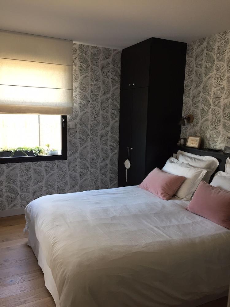 Maison Les Agapanthes Pet Policy