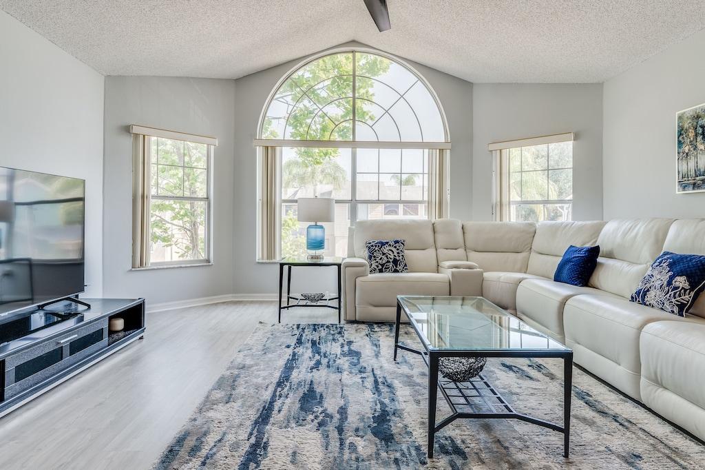 Bruna's Place Pet Policy