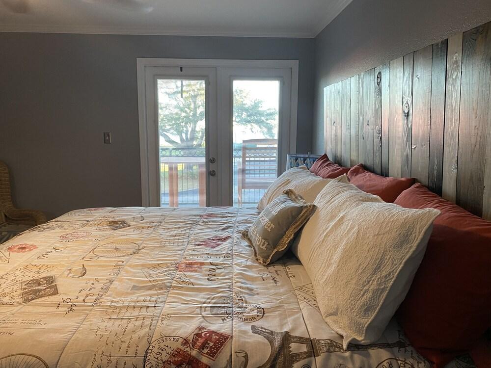 Villas at Ocean Club Pet Policy