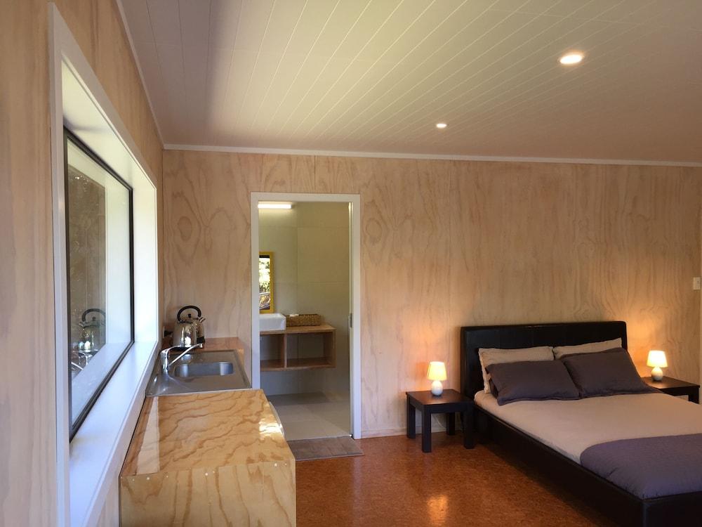 Sunny Elevated (Rimu East Studio) with Sea Views Pet Policy