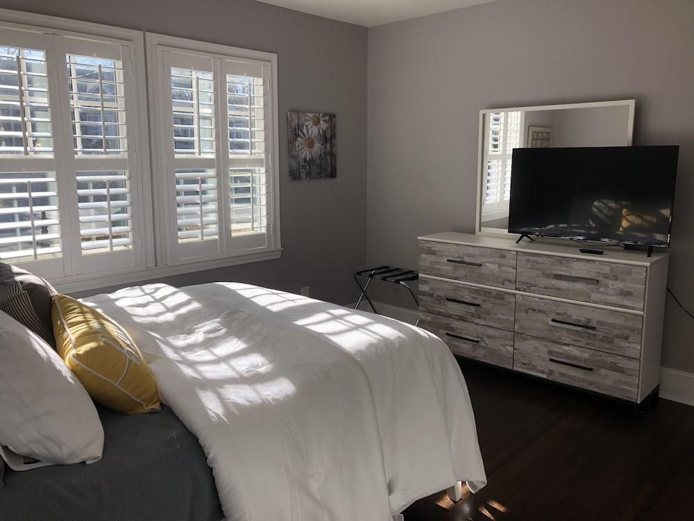 Wilmore Super Cute Cottage Pet Policy