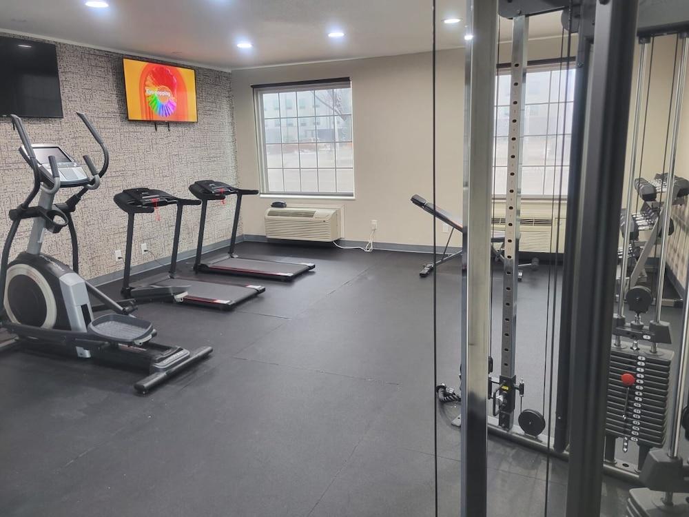 Days Inn by Wyndham Dalhart Pet Policy