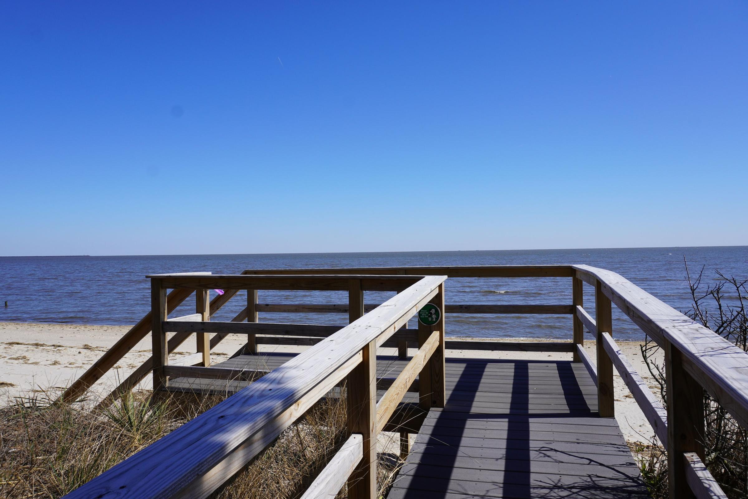 Slaughter Beach Living Pet Policy