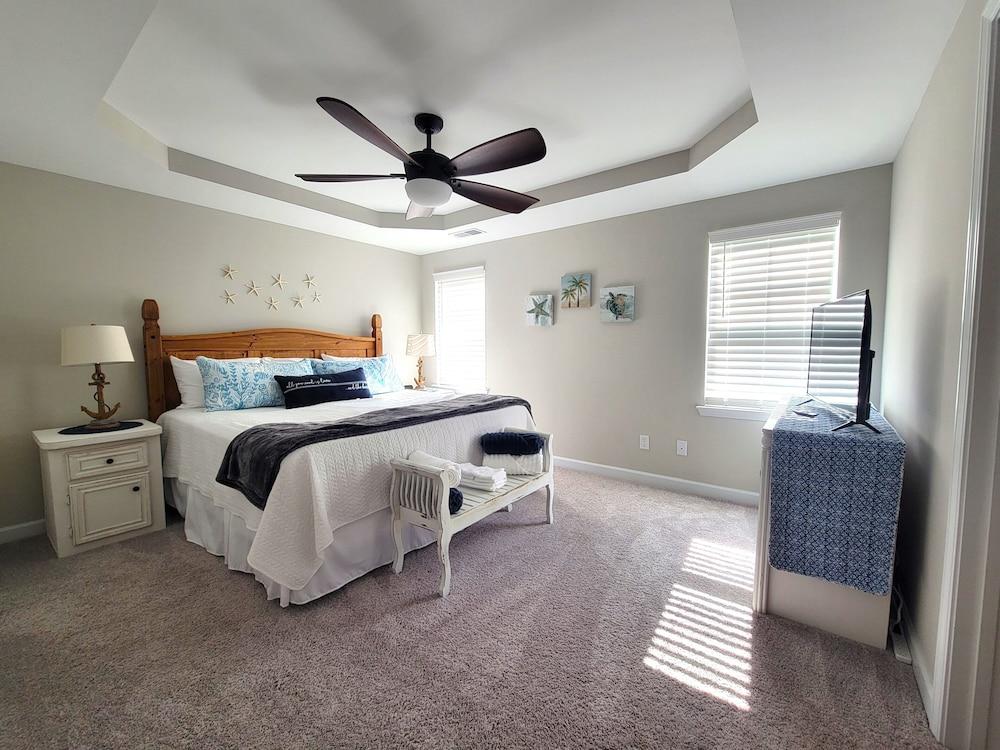 Terr Bear's Den Pet Policy