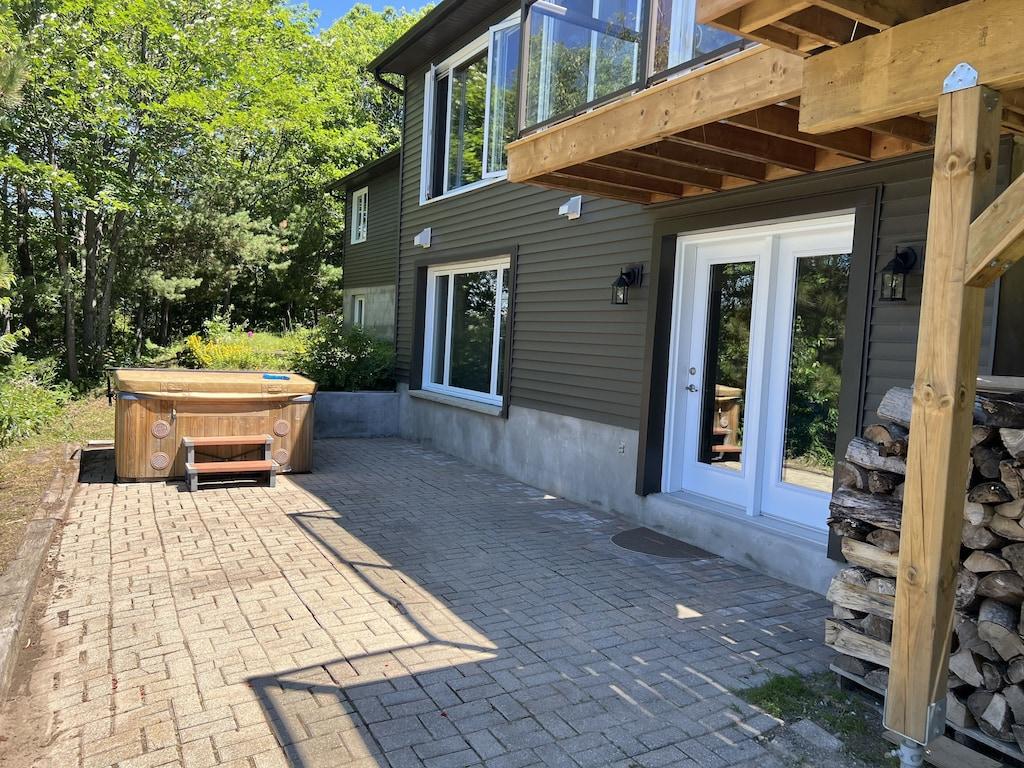 Lohi Lake House Pet Policy