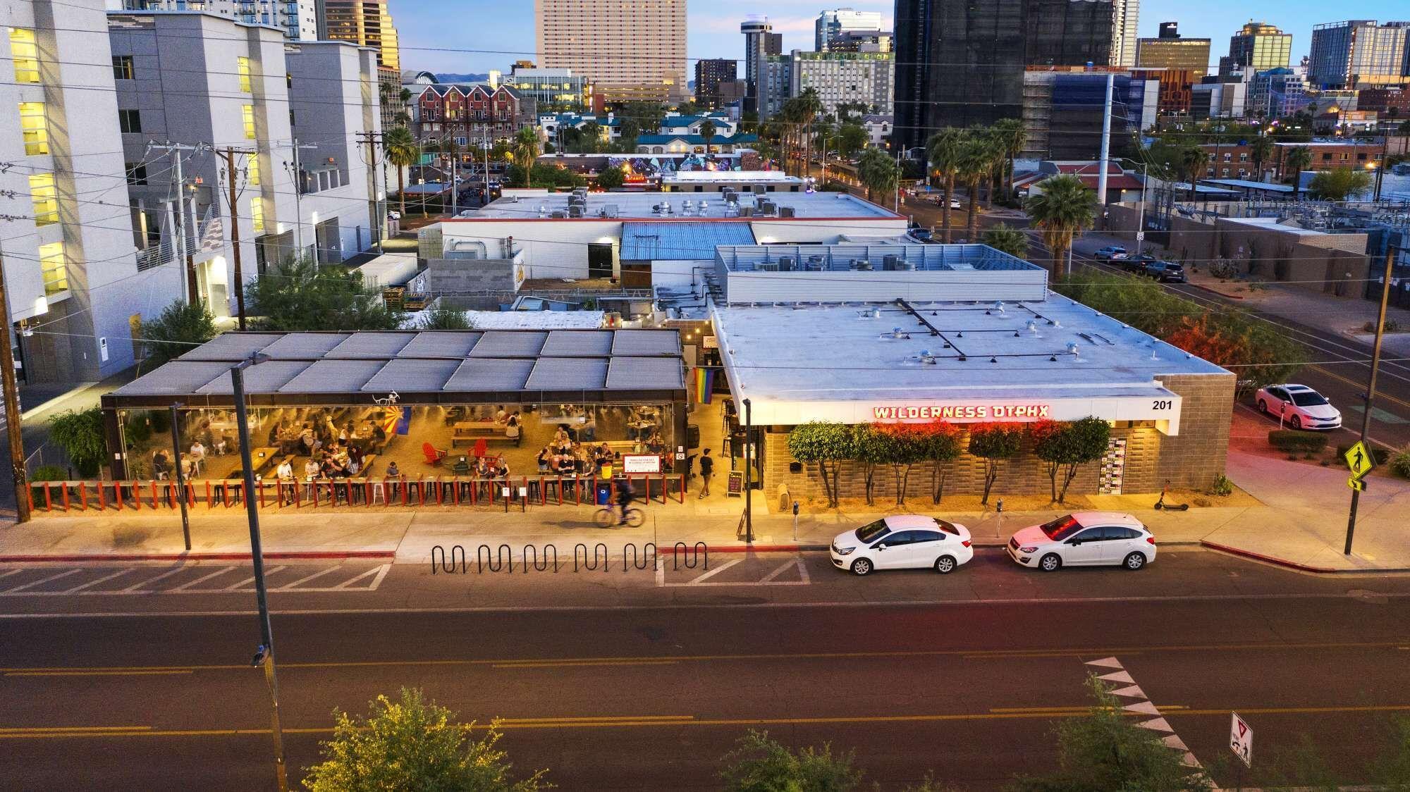 Walk Roosevelt Row Pet Policy