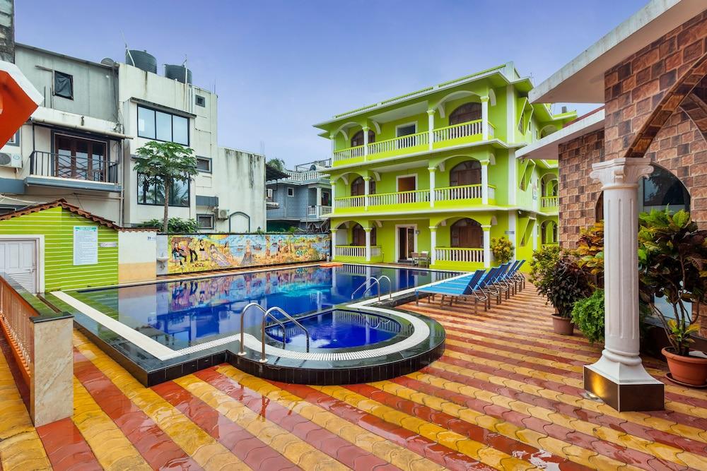 Larios Beach Holidays Pet Policy