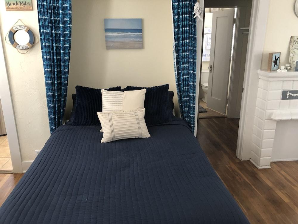 Apartment by the Beach Pet Policy