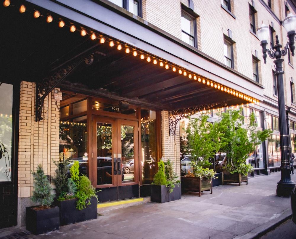 The Clyde Hotel Portland by Kasa Living Pet Policy