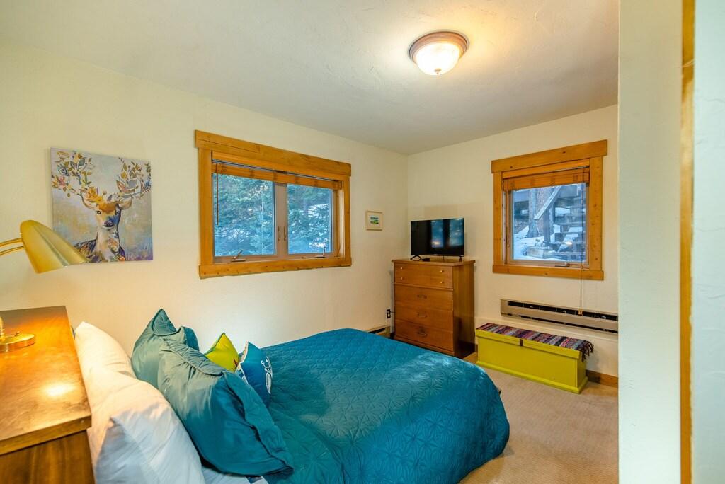 Alpine Haus Pet Policy